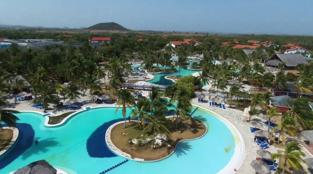 Playa Pesquero, Holguin | Purple Travel